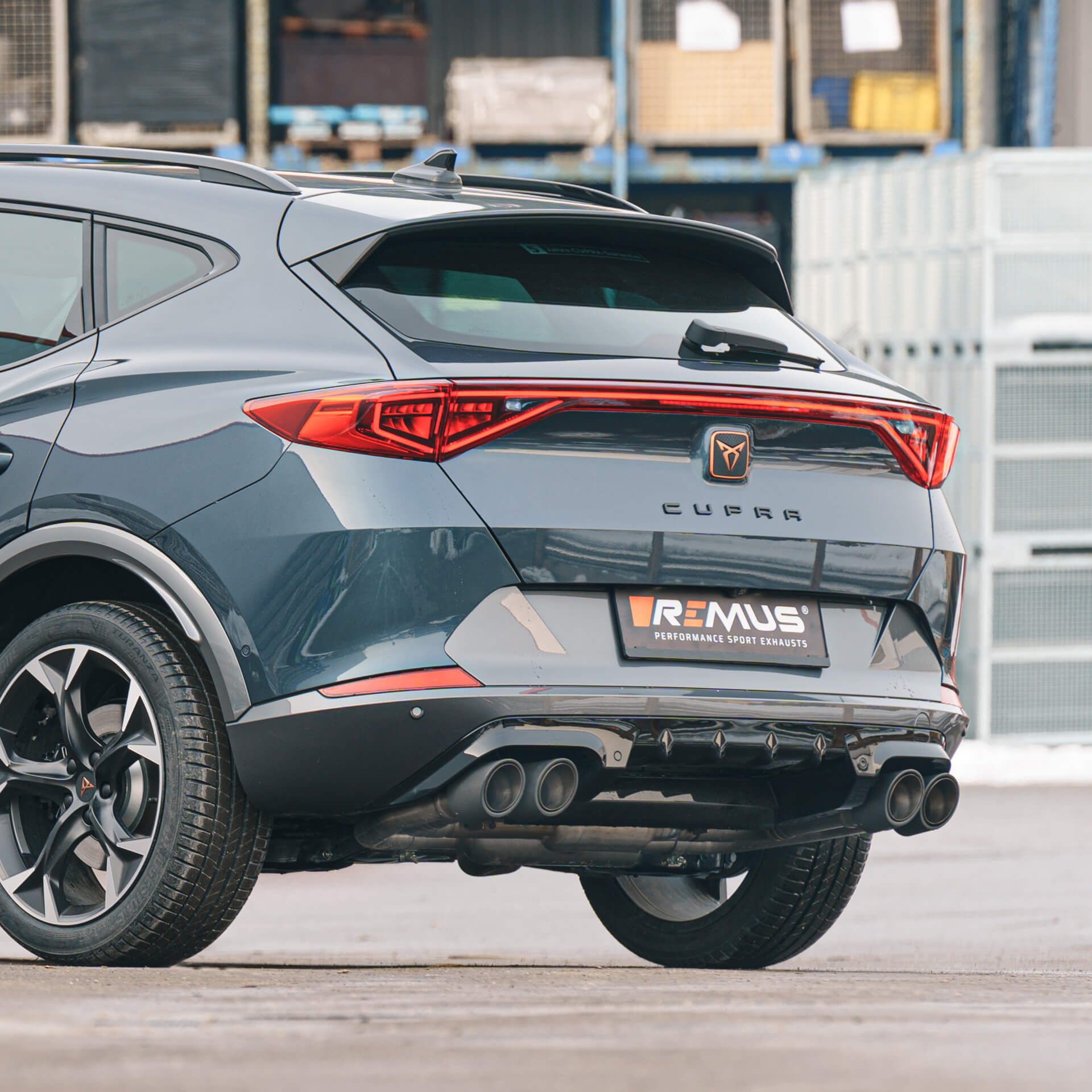 exhaust system Sport exhaust CUPRA Formentor VZ E-Hybrid, centered ...