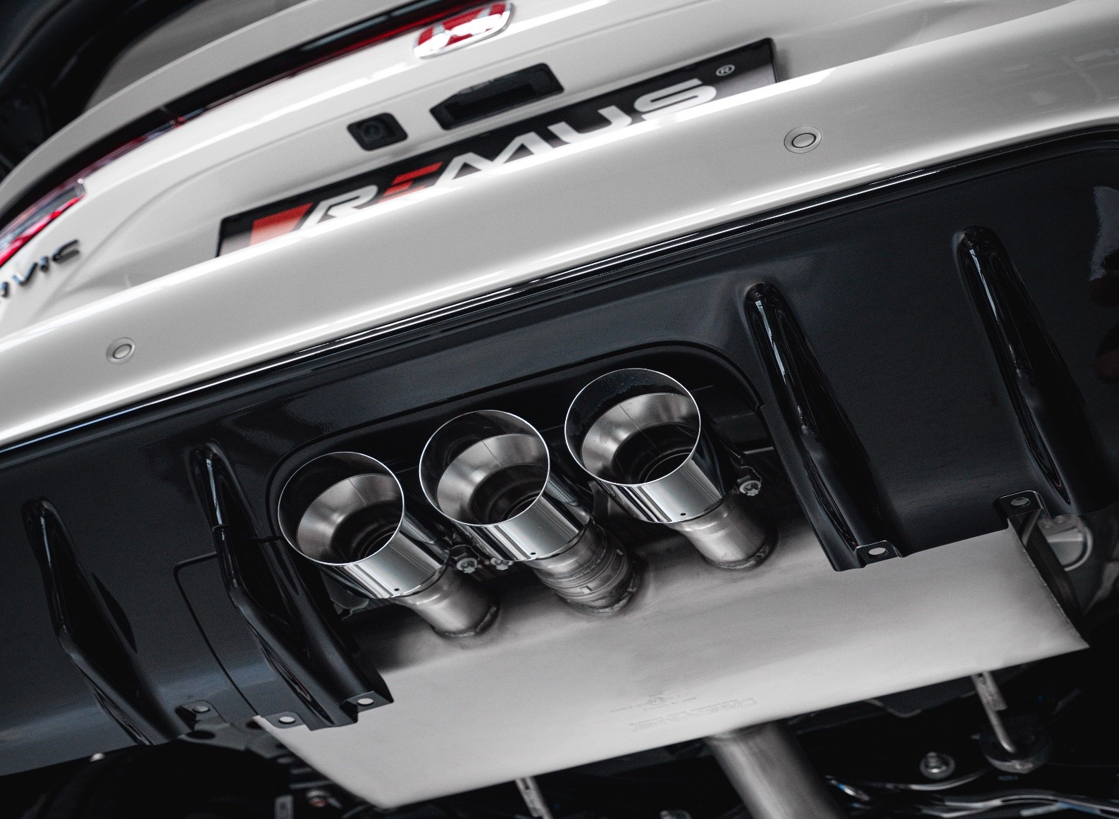 exhaust system Remus Exhaust system for Honda Civic Type R FL5 Remus
