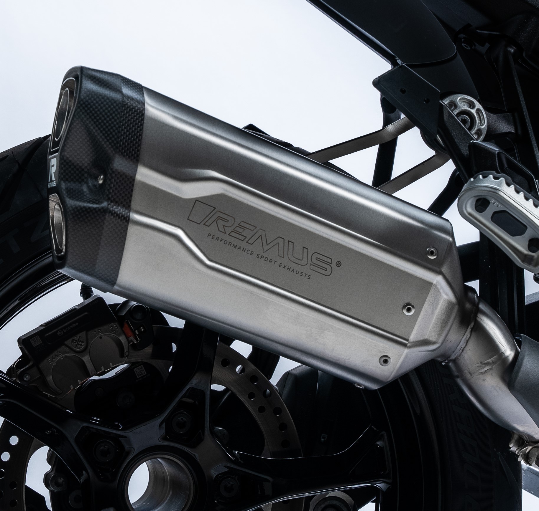 exhaust system REMUS 8 2.0 Slip On Sport Exhaust BWM R 1300 GS ...